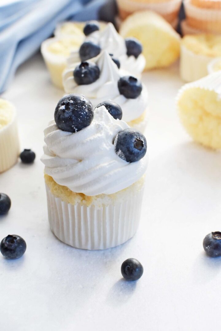 Easy Angel Food Cake Cupcakes - Muffin Tin Recipes