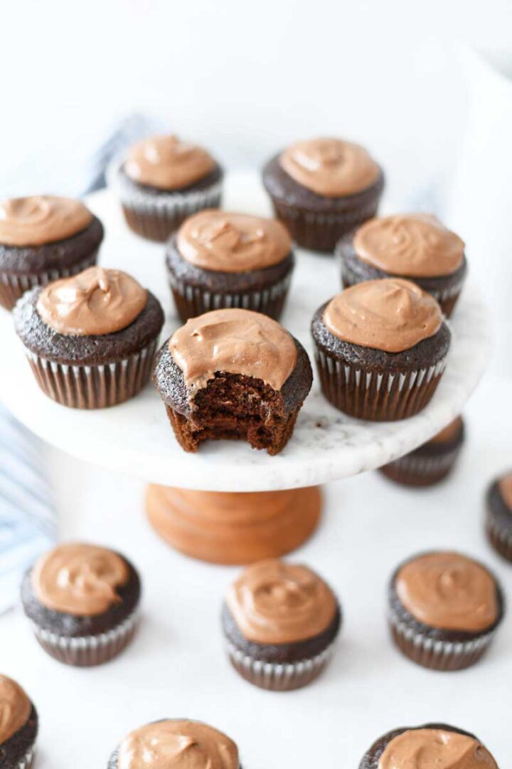 Chocolate Mayonnaise Cupcakes (Unbelievably Good) (Unbelievably Good ...